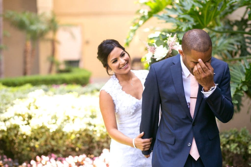 5 Tips for Emotional Wedding Photos - Photography by Belinda Philleo